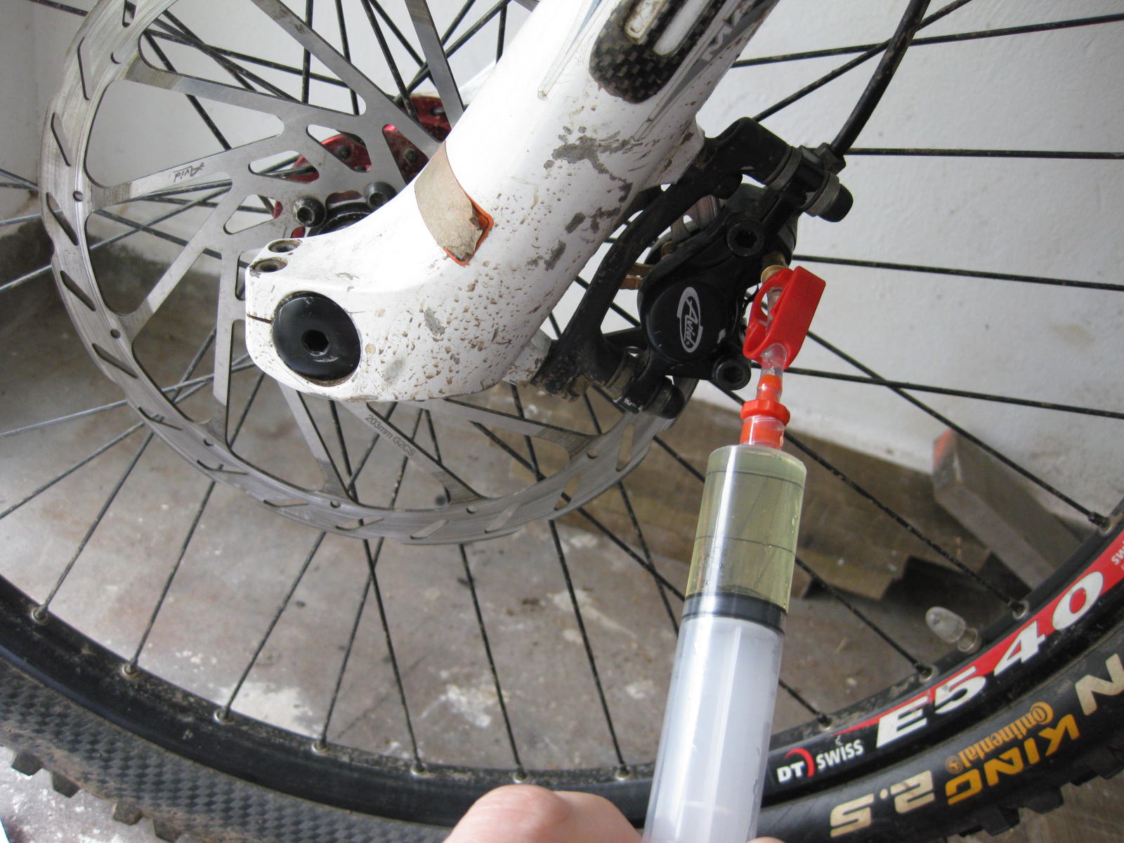 Epic bleed solutions-brake bleeding kit