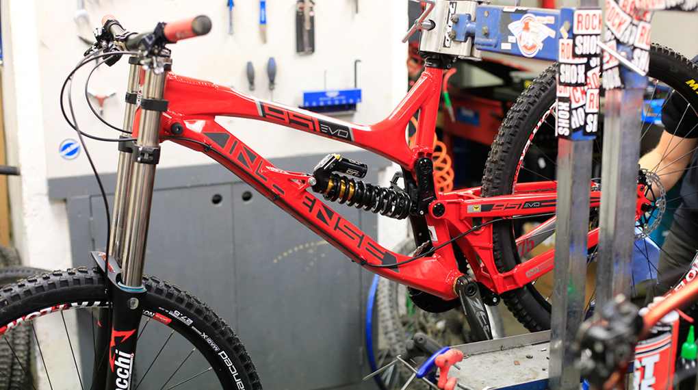 Dirt Test Bike Build: Intense 951 EVO